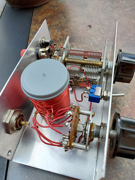 Inside My Old Tuner – WB3GCK QRP Amateur Radio